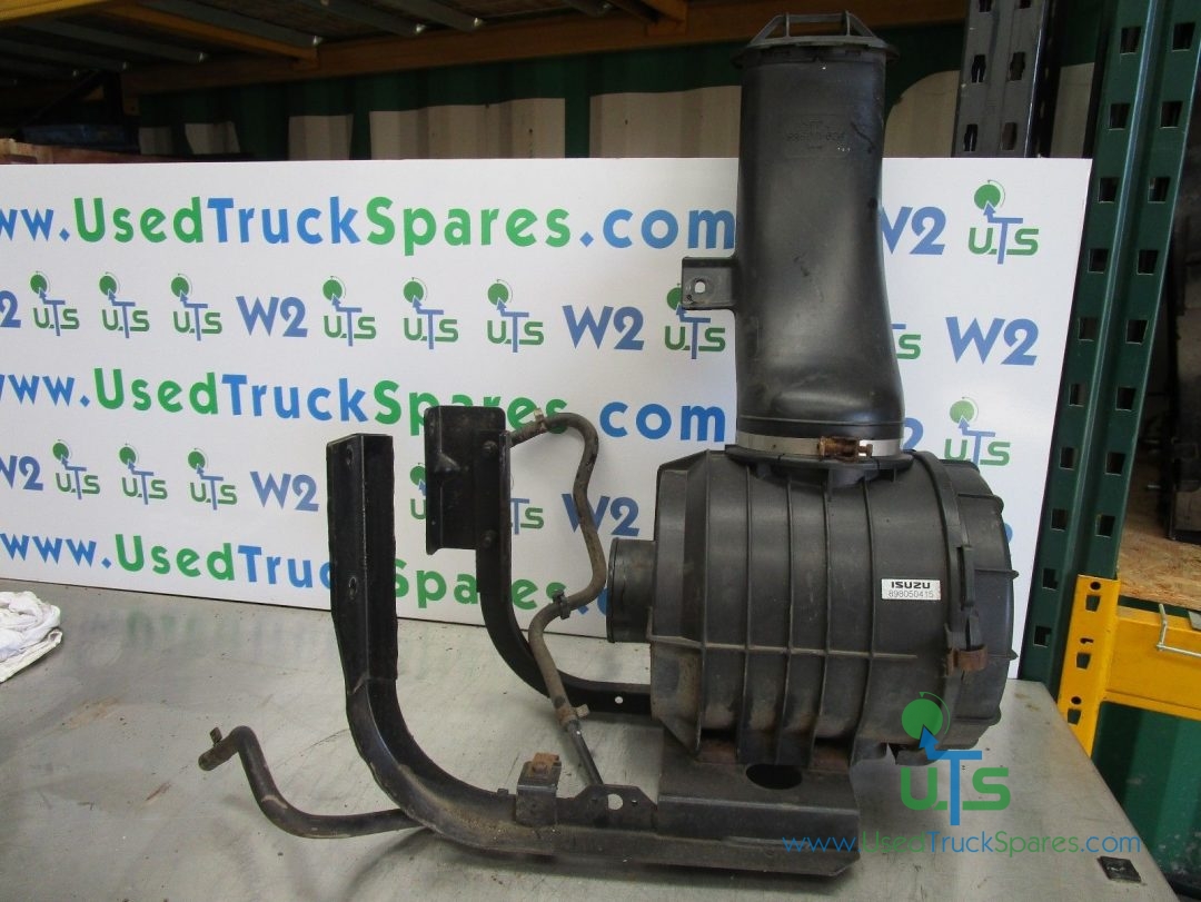 ISUZU N75 COMPLETE AIR FILTER HOUSING AND BRACKET - Used Truck Spares