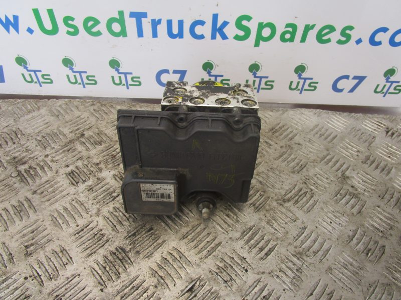 ISUZU N75 ABS MODULE P/NO 2069044 - Used Truck Spares