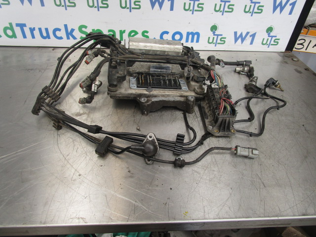 SCANIA 124 420 DC1203 INJECTORS (6) 4076912 - Used Truck Spares