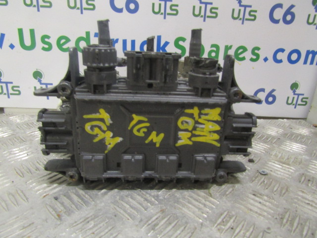 MAN TGM AXLE MODULATOR VALVE P/NO 4801041060 - Used Truck Spares