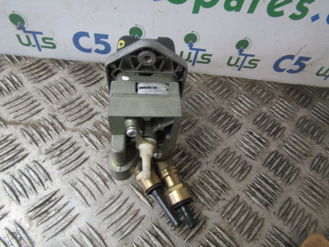 Volvo Truck Parts and Used Volvo Truck Parts For Sale